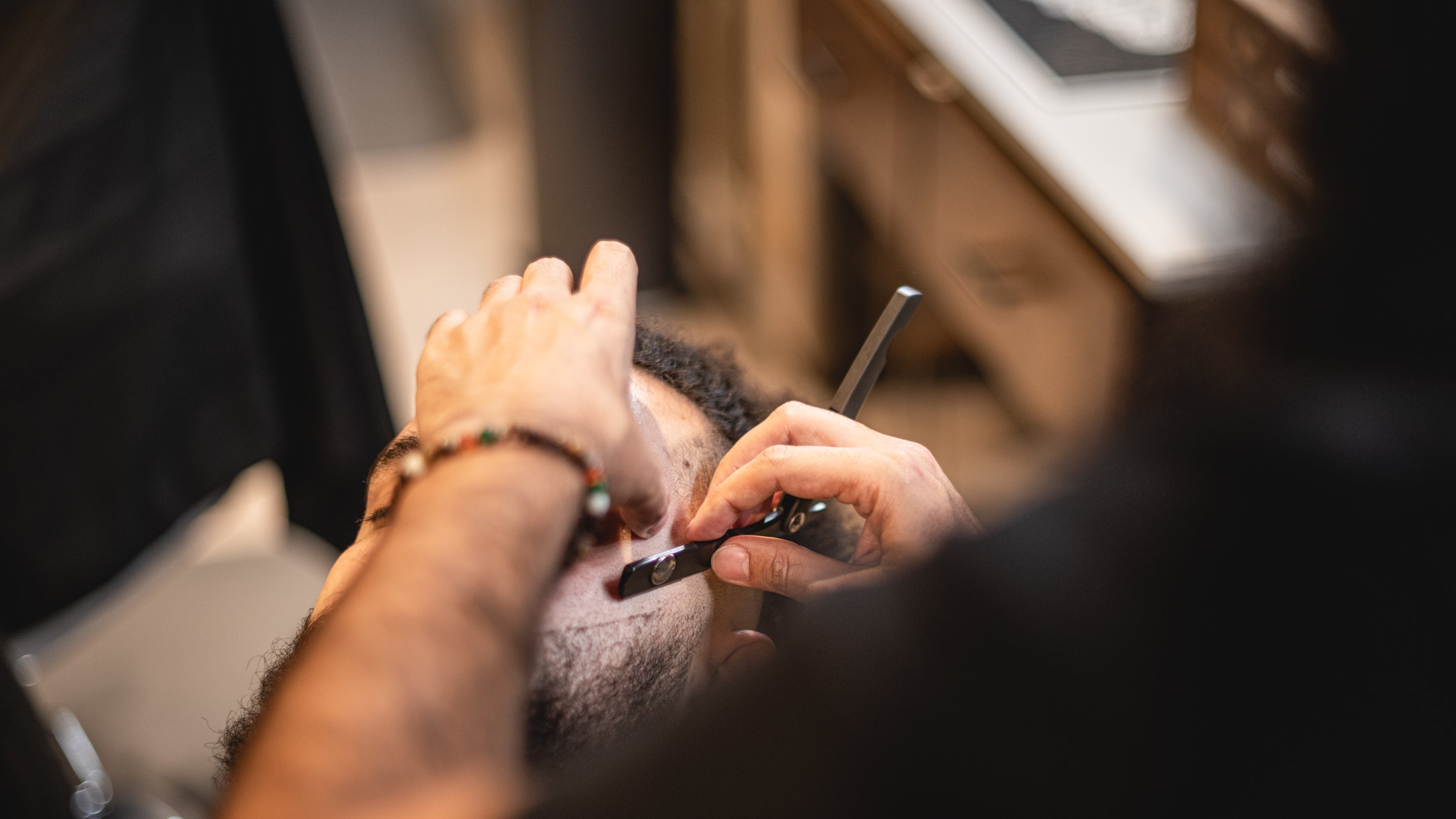 Shave – Vixen & Beard